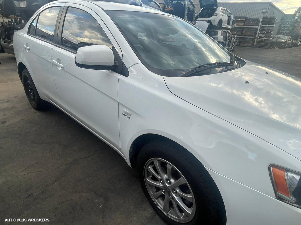 2008 MITSUBISHI LANCER REAR GARNISH