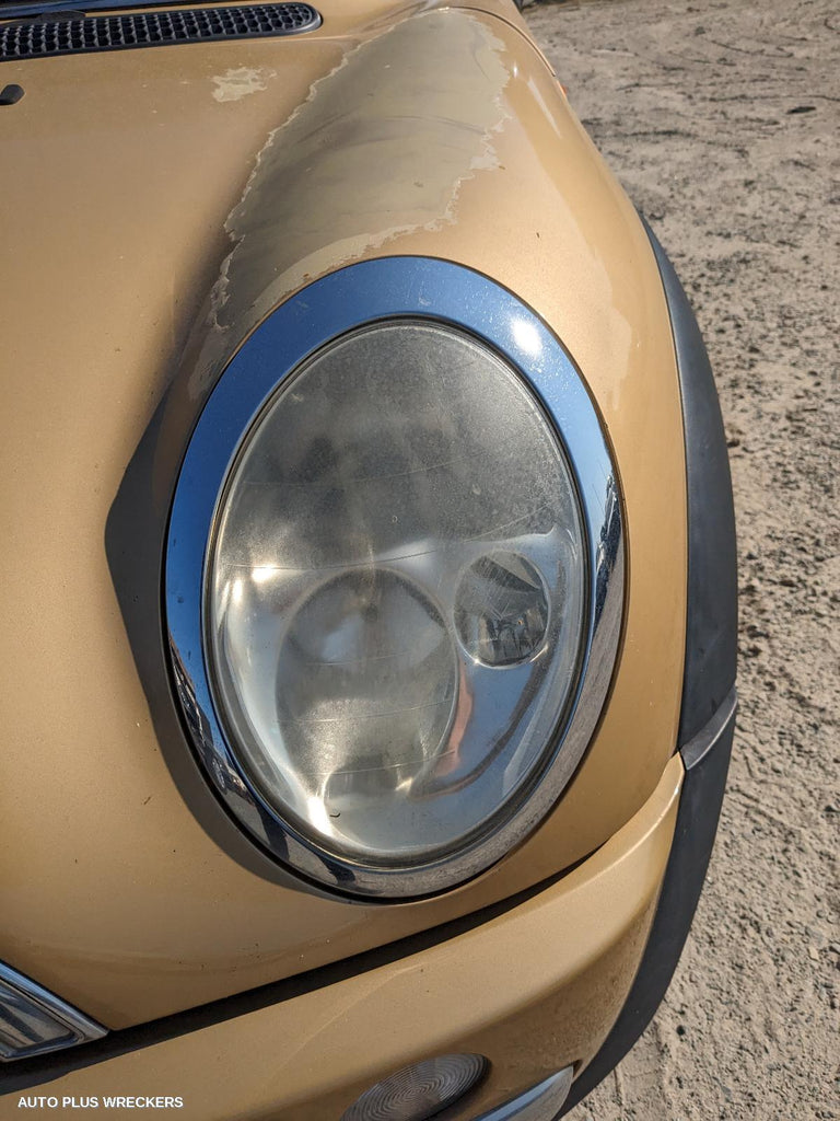 2004 Mini Cooper Right Headlamp
