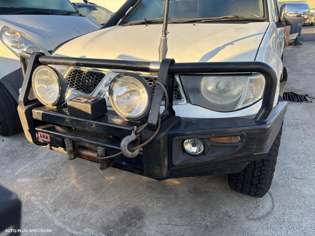 2014 Mitsubishi Triton Rear Diff Assembly