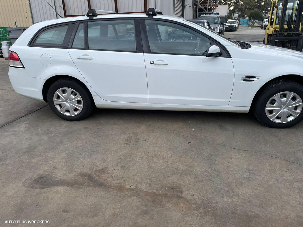 2010 Holden Commodore Left Rear Door Sliding